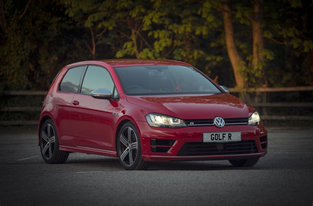 Evening Photos of Red Golf R DSG - 7R Members Rides - VWROC - VW R ...