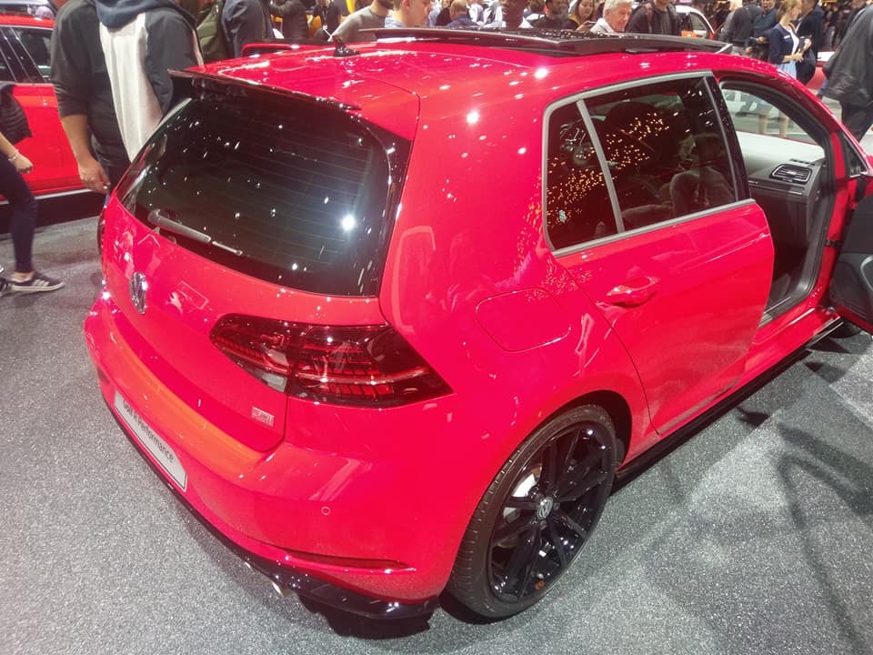 MK 7.5 Performance Pack Boot Lid Spoiler - Modifying your Golf R MK7 ...