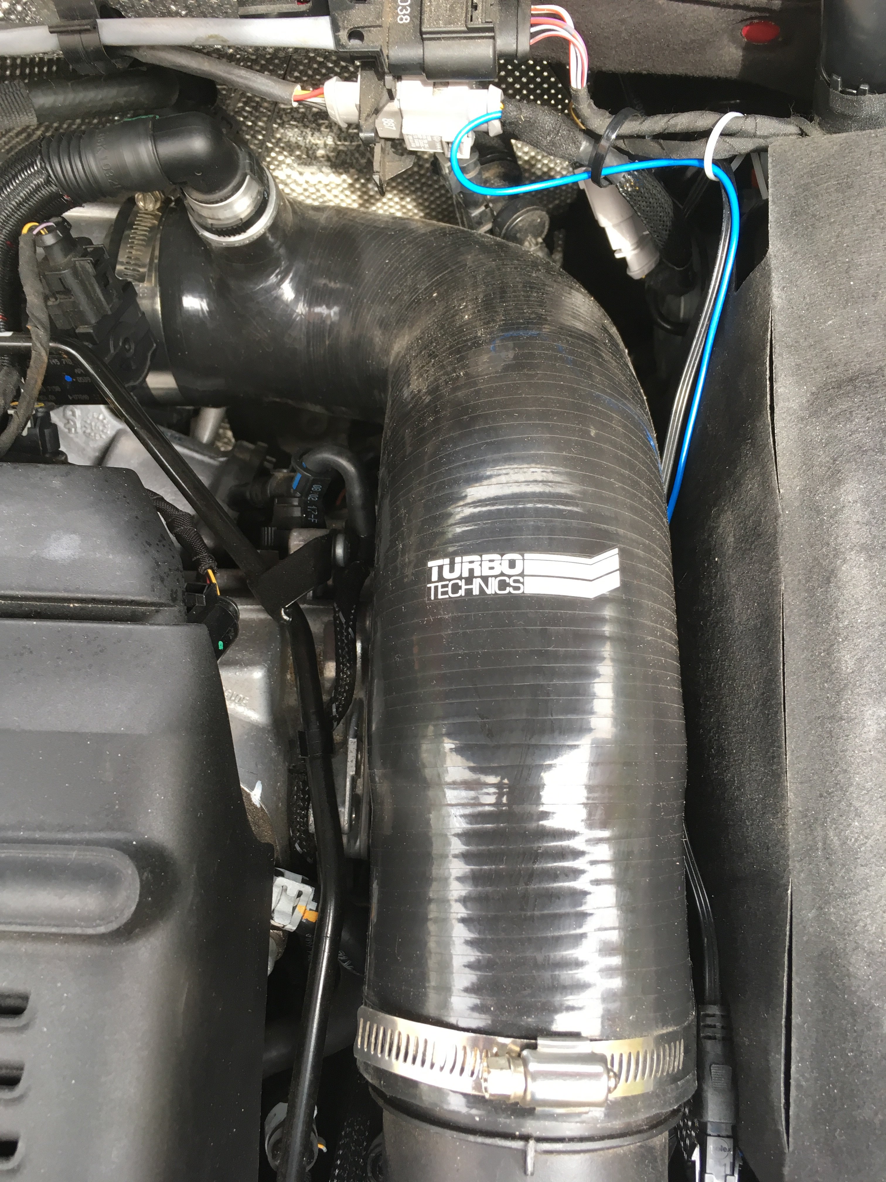 TT Intake Piper versus VWR Intake Pipe...? - Modifying your Golf R MK7 ...