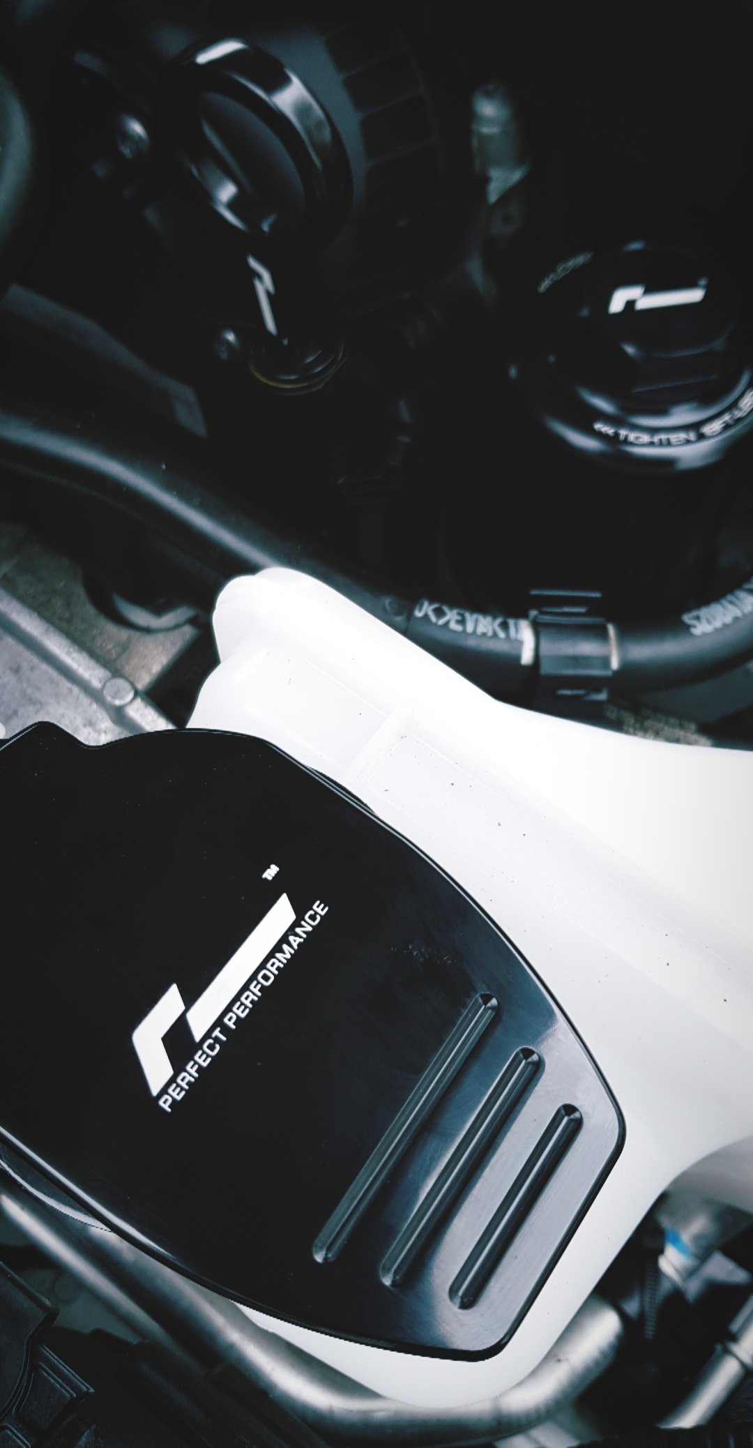 Donal's Pure White Mk7 Golf R - Page 6 - 7R Members Rides - VWROC - VW ...