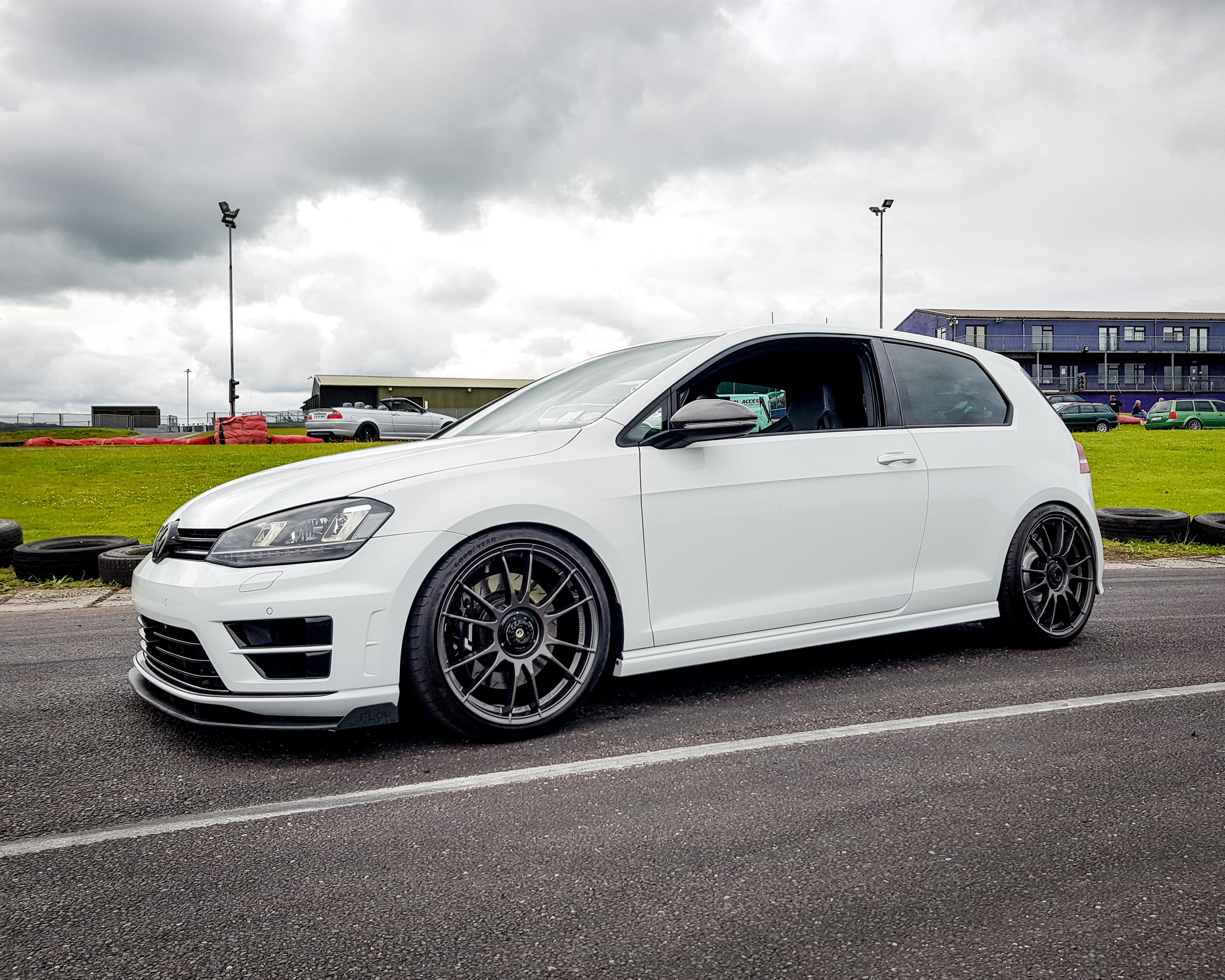 Donal's Pure White Mk7 Golf R - Page 8 - 7R Members Rides - VWROC - VW ...