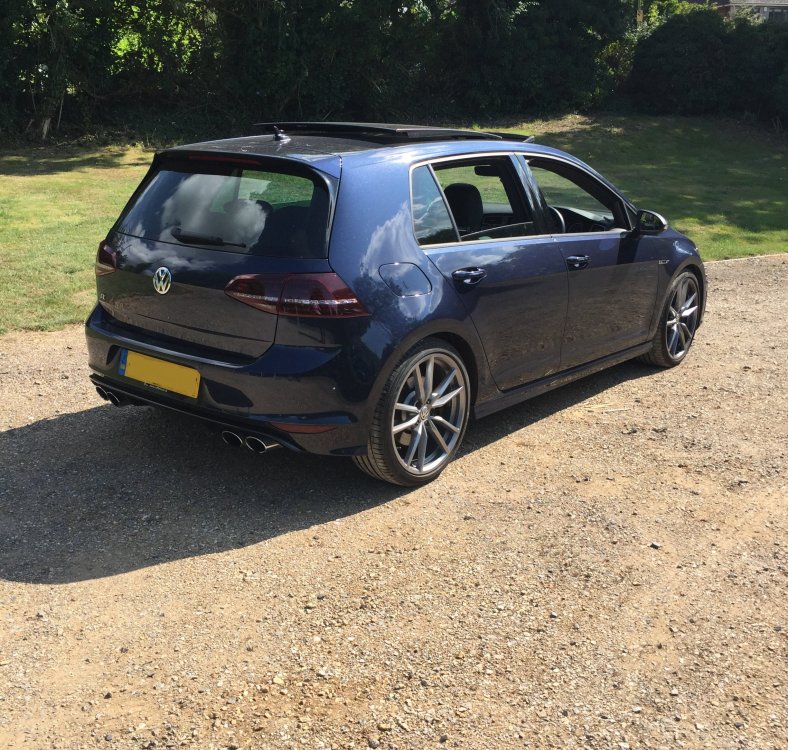 Midnight blue 7r - 7R Members Rides - VWROC - VW R Owners Club