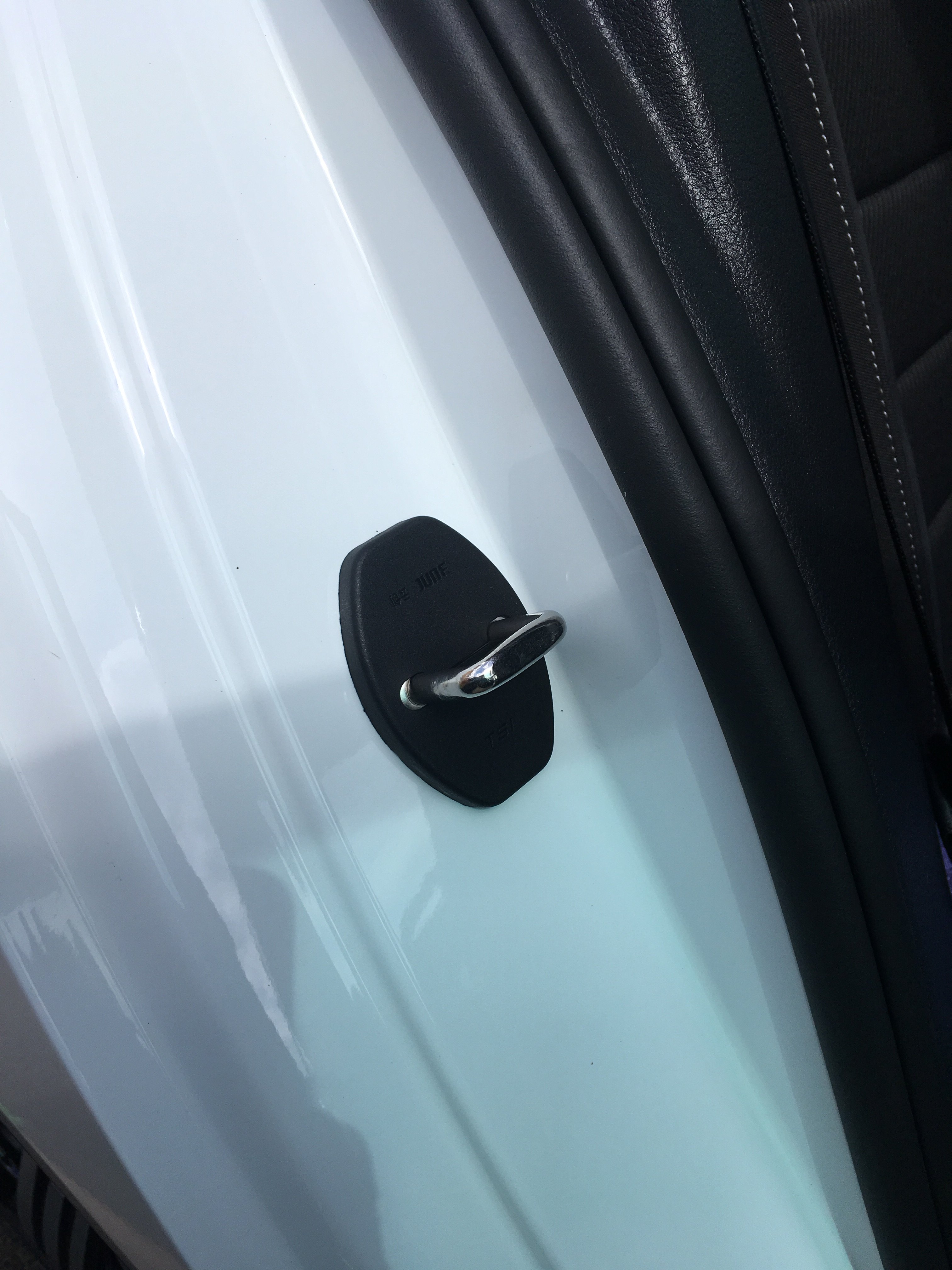 Penguins R Detail - R Detailing - VWROC - VW R Owners Club