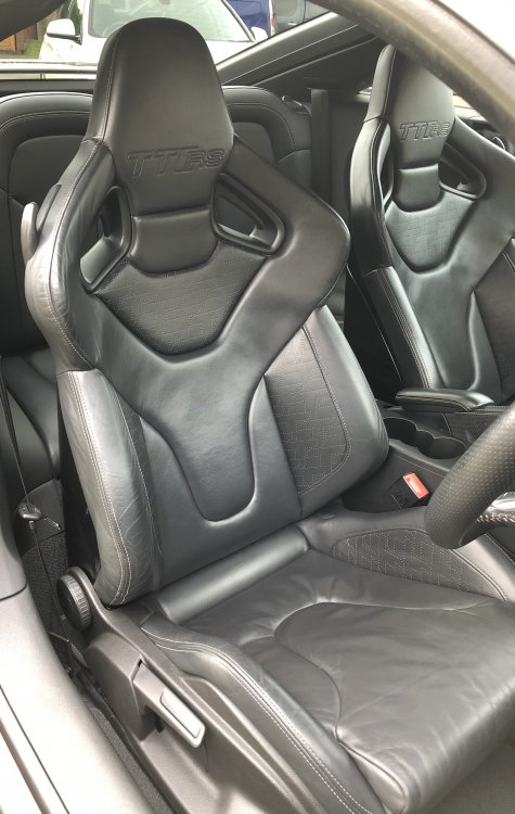 R Recaro Wingbacks - Modifying your Golf R MK7 - VWROC - VW R Owners Club