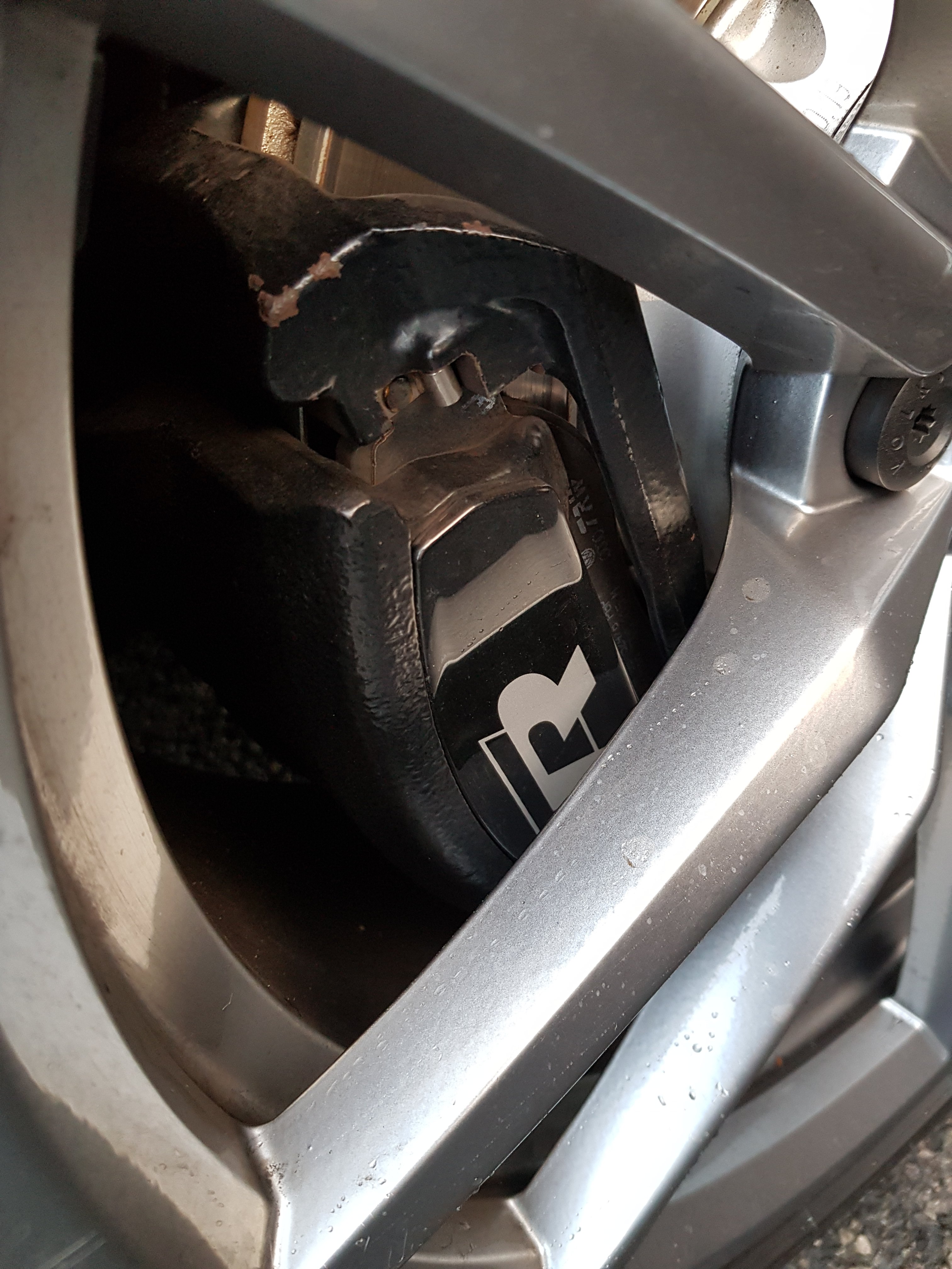 Golf 8 R logo - Page 2 - VW Golf R MK8 Chat - VWROC - VW R Owners Club