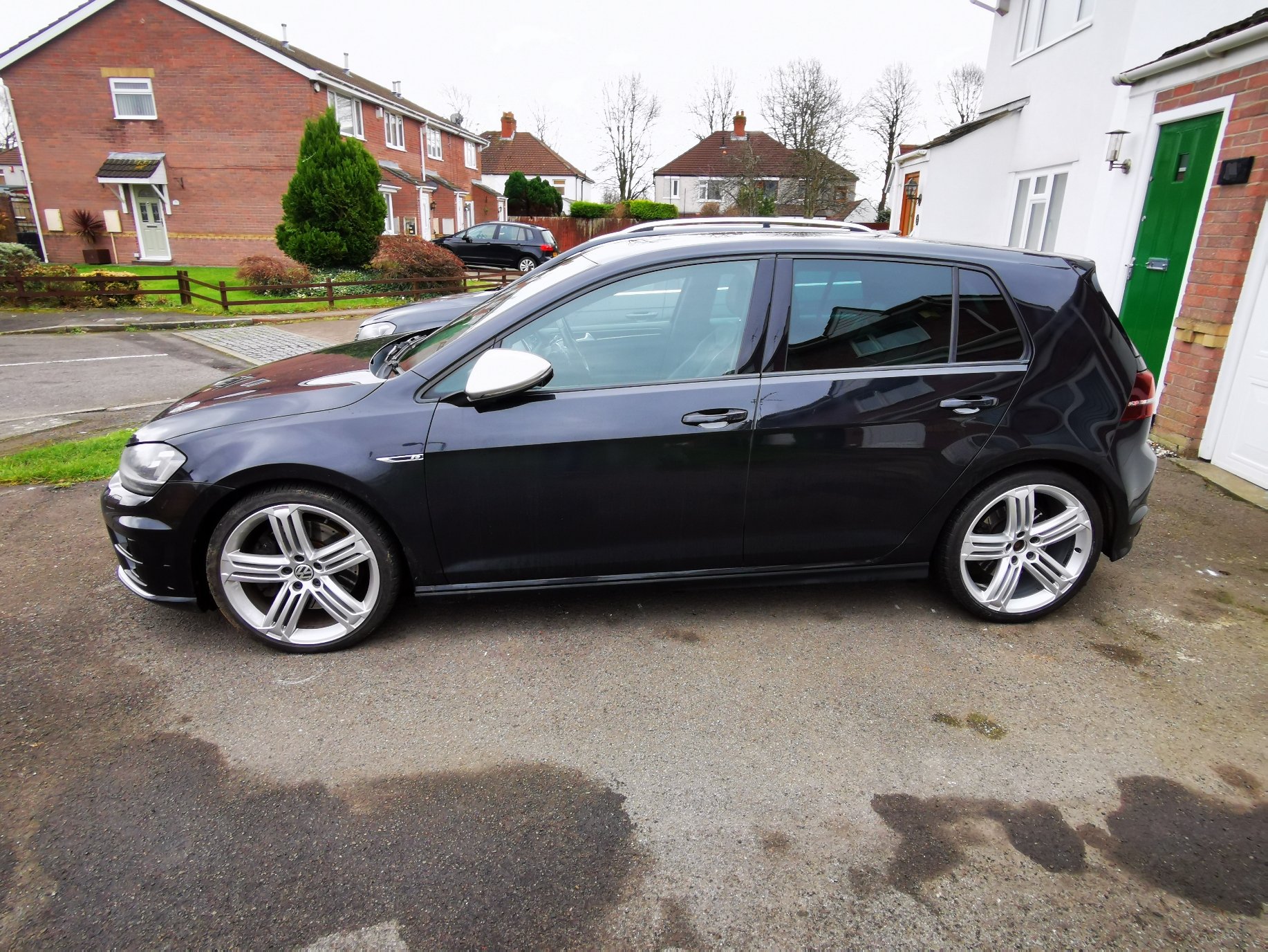hello all, previous Passat B7 estate owner, now 5 door hatchback R ...