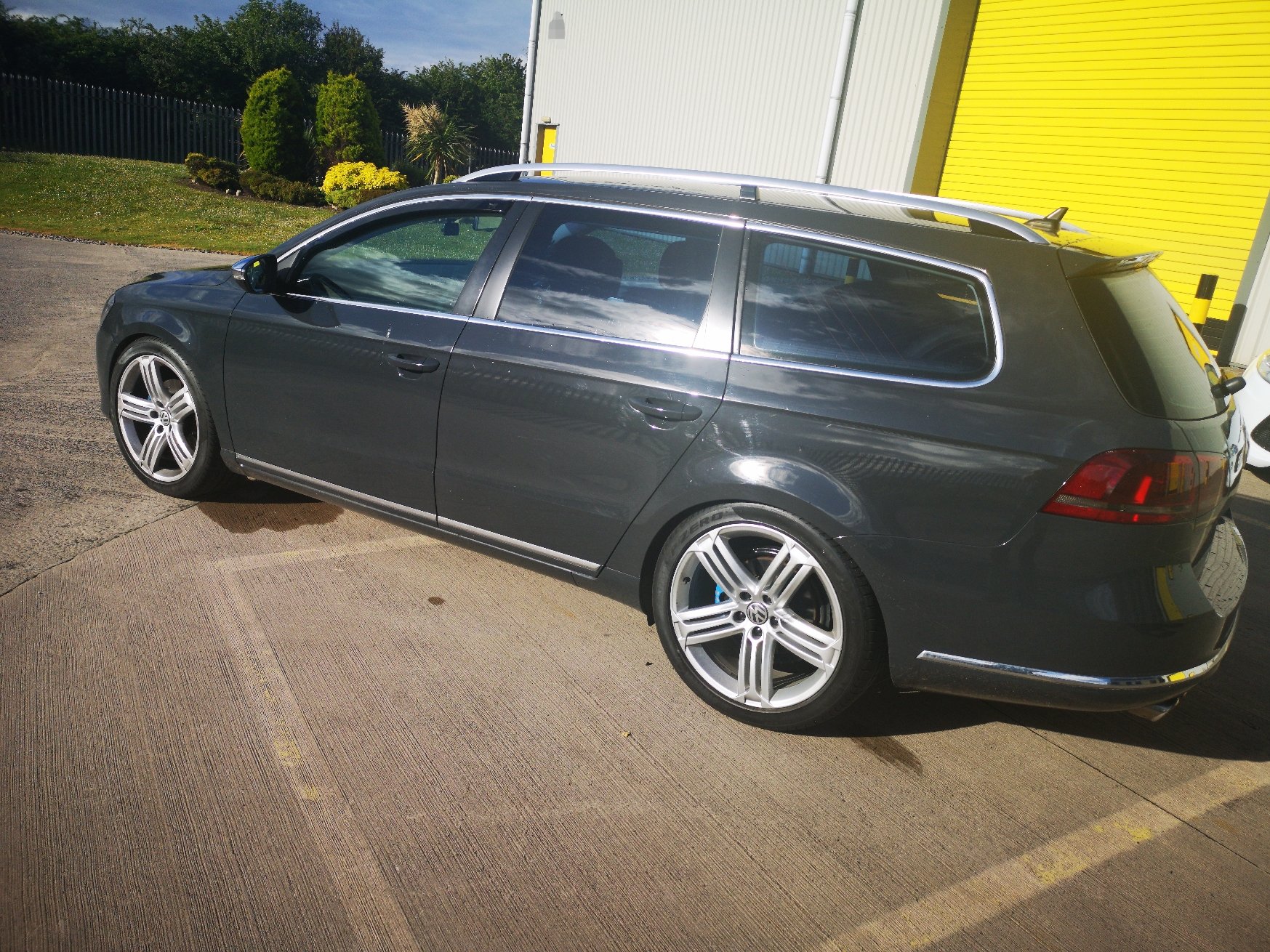 hello all, previous Passat B7 estate owner, now 5 door hatchback R ...
