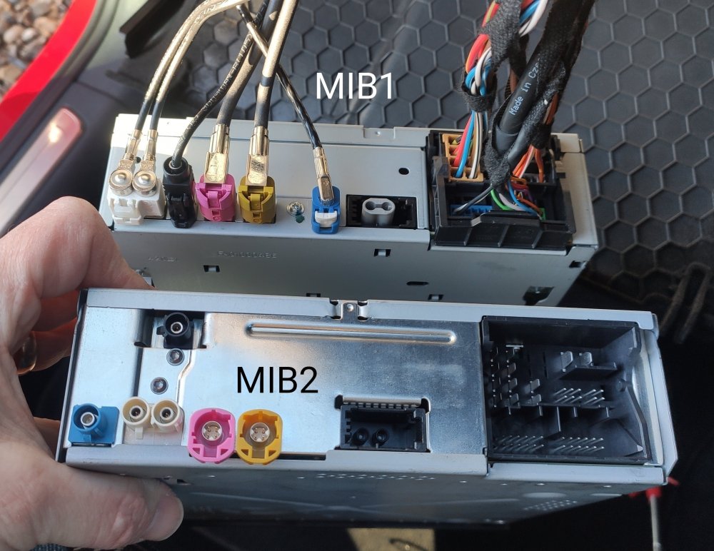 5.8" Screen MIB1 to 8" Screen MIB2 Retrofit. - Guides and How To's ...