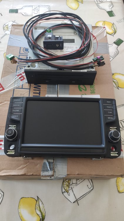 5.8" Screen MIB1 to 8" Screen MIB2 Retrofit. - Guides and How To's ...