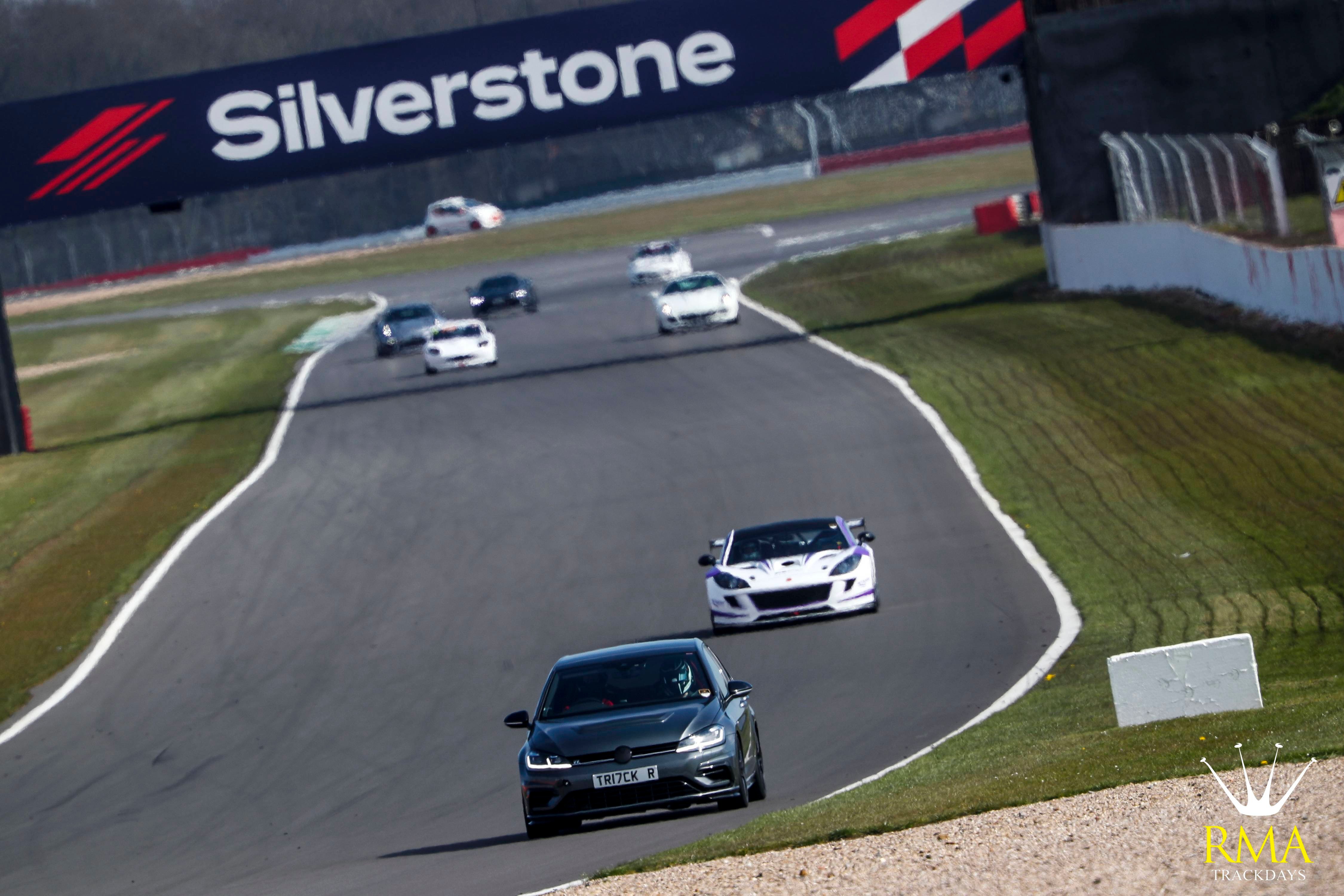 Silverstone Track Day - 7R Members Rides - VWROC - VW R Owners Club