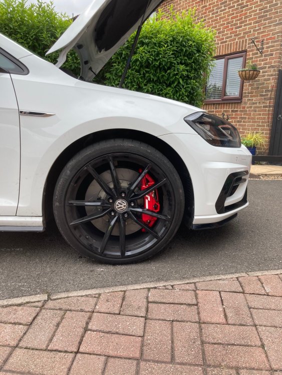 Racingline Big Brake Kits - Modifying your Golf R MK7 - VWROC - VW R ...