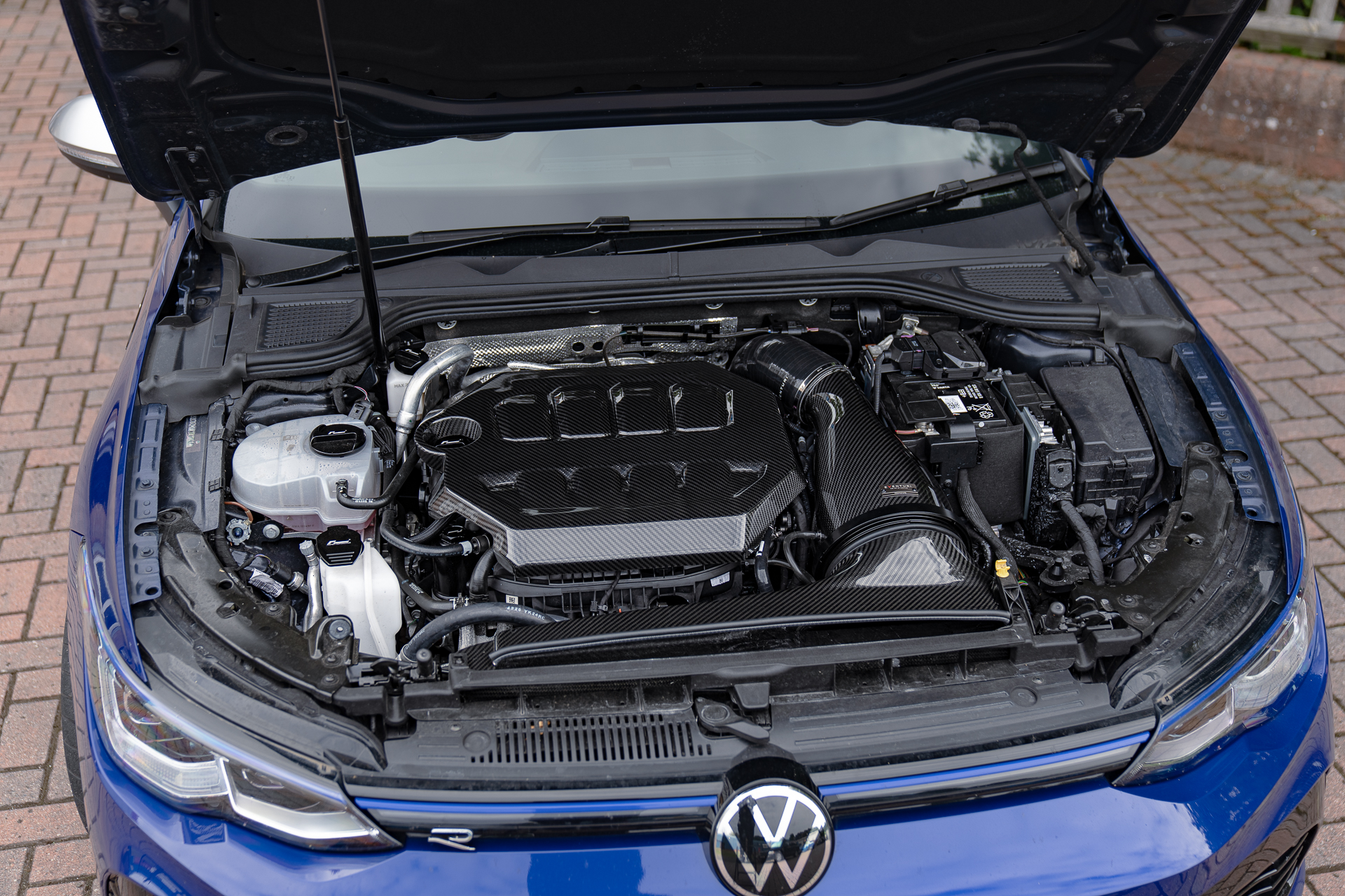 Carbon Fibre Engine Cover Fitted - Modifying your Golf R MK8 - VWROC ...