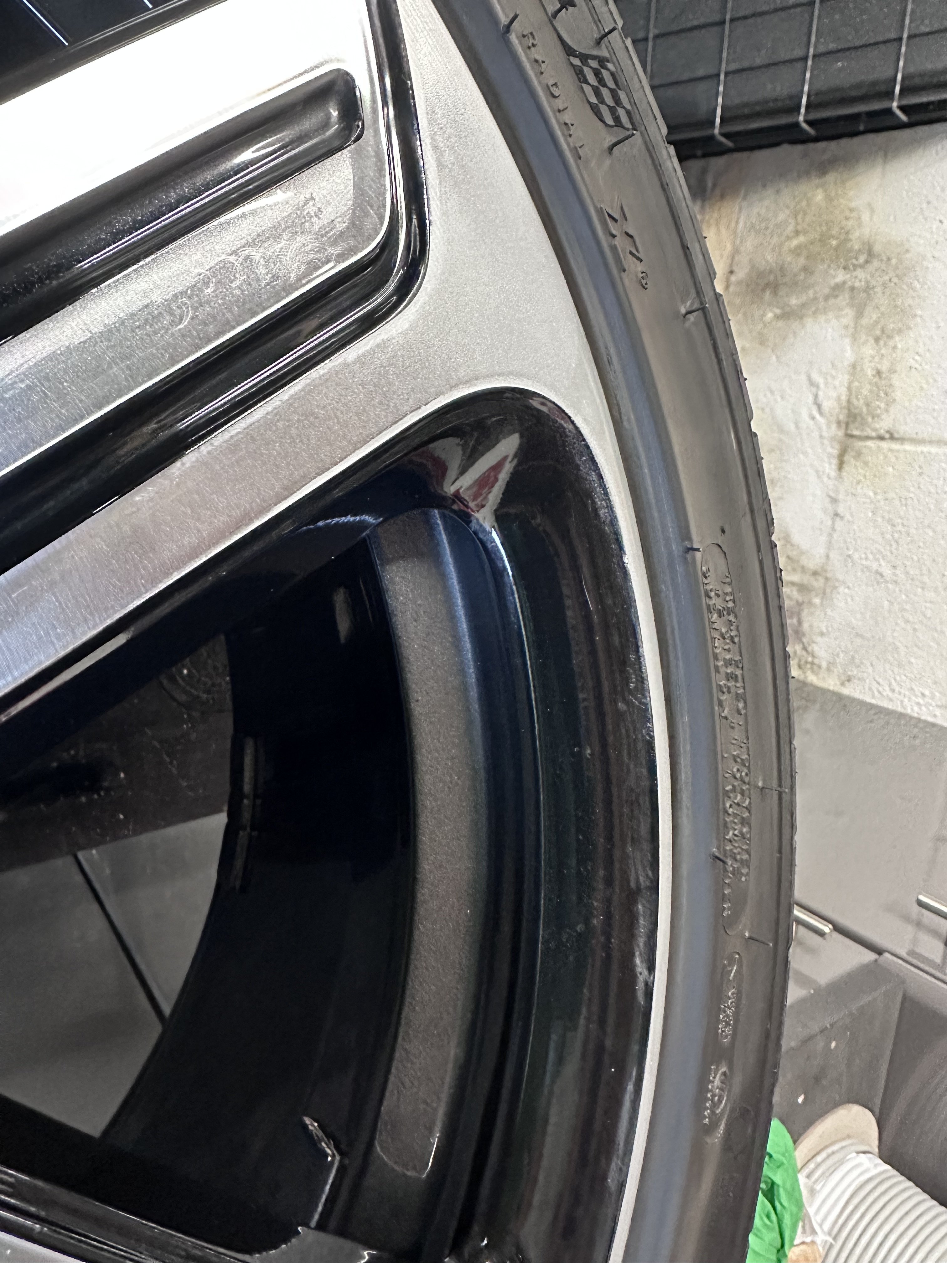 Wheels off tidy up - R Detailing - VWROC - VW R Owners Club