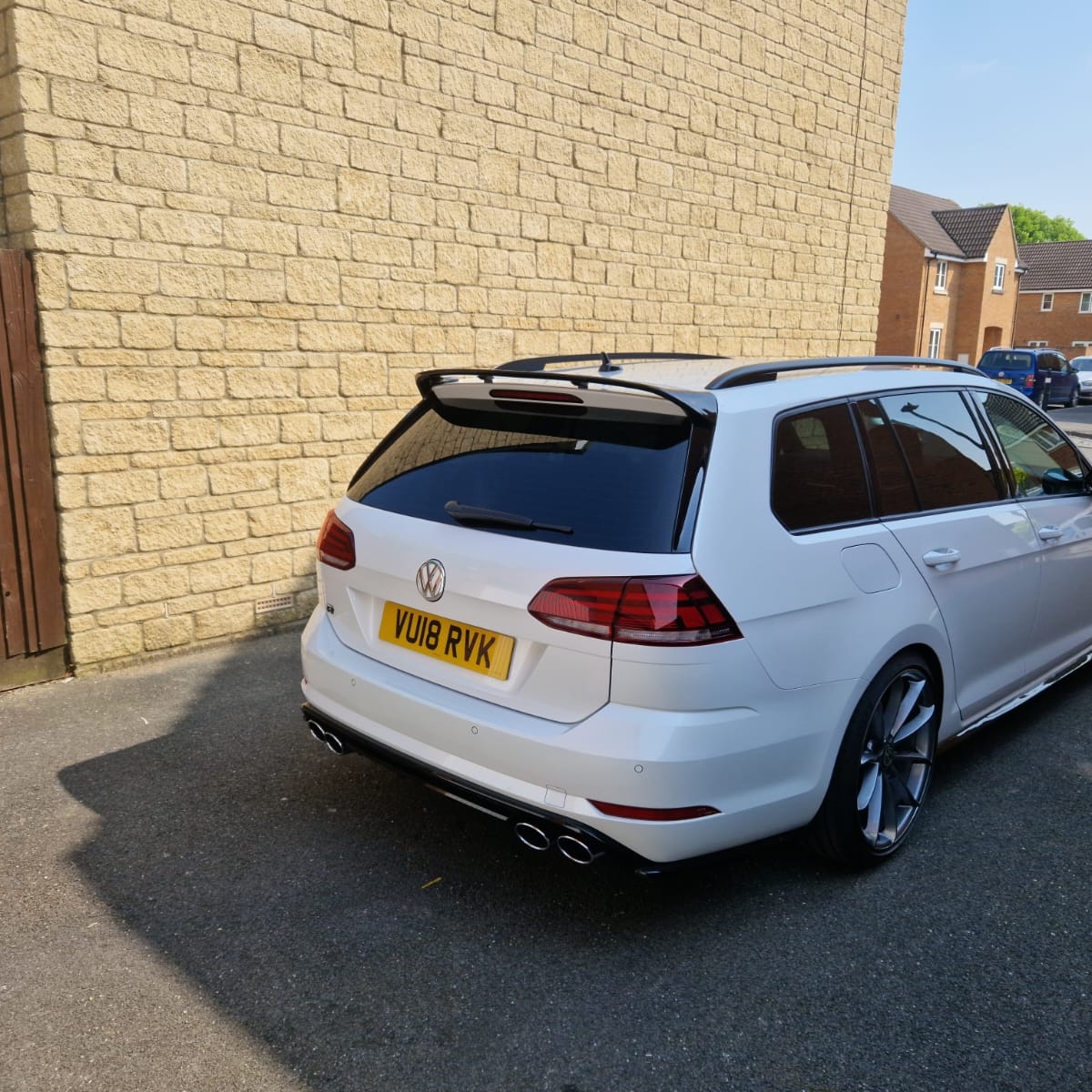 Not really a build build.... Oryx pearl white R estate - 7R Members ...