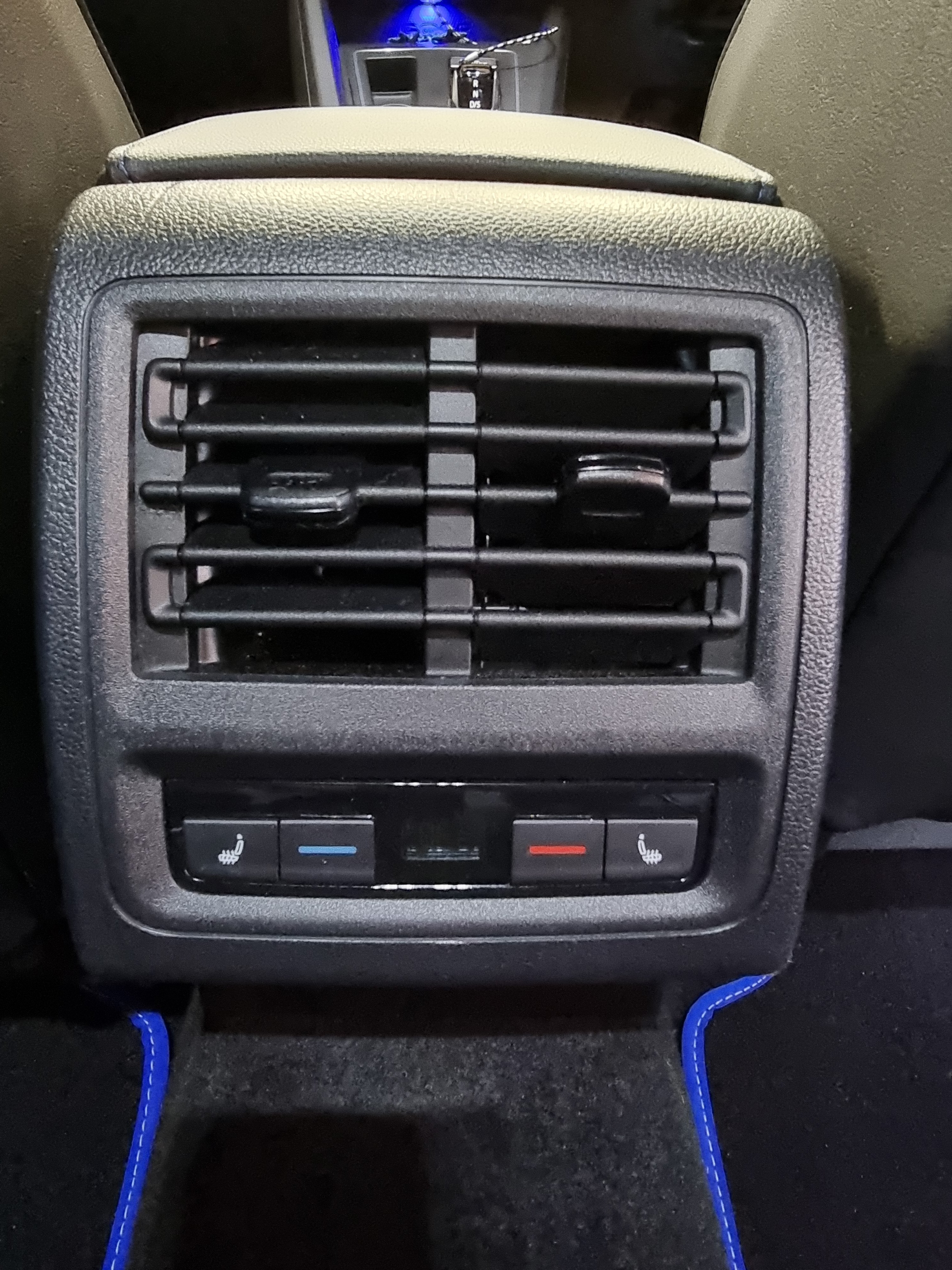 Rear heated seats - VW Golf R MK8 Chat - VWROC - VW R Owners Club