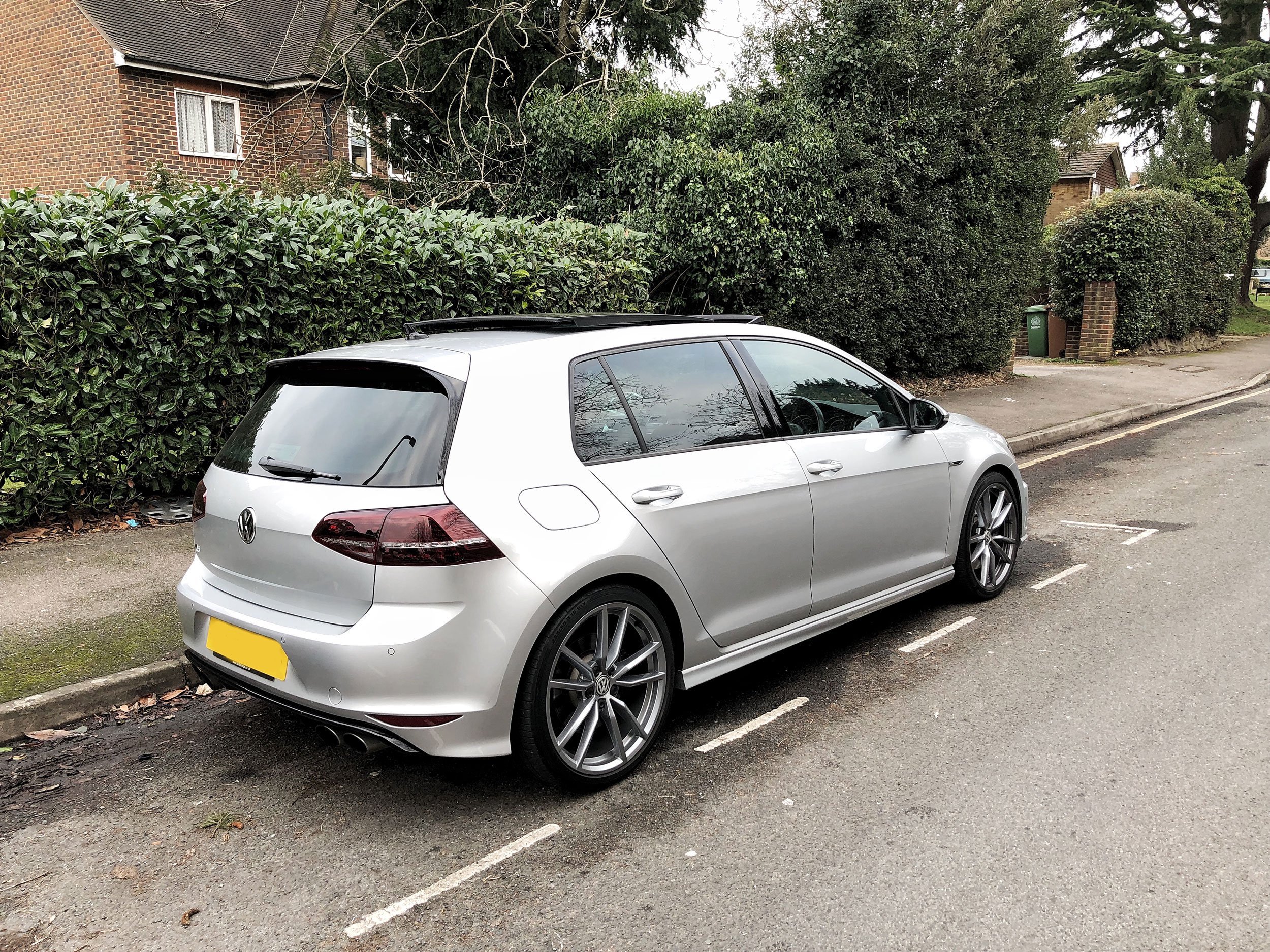 Reflex Silver Golf R with silver pretoria wheels? - VW Golf R MK7 Chat ...