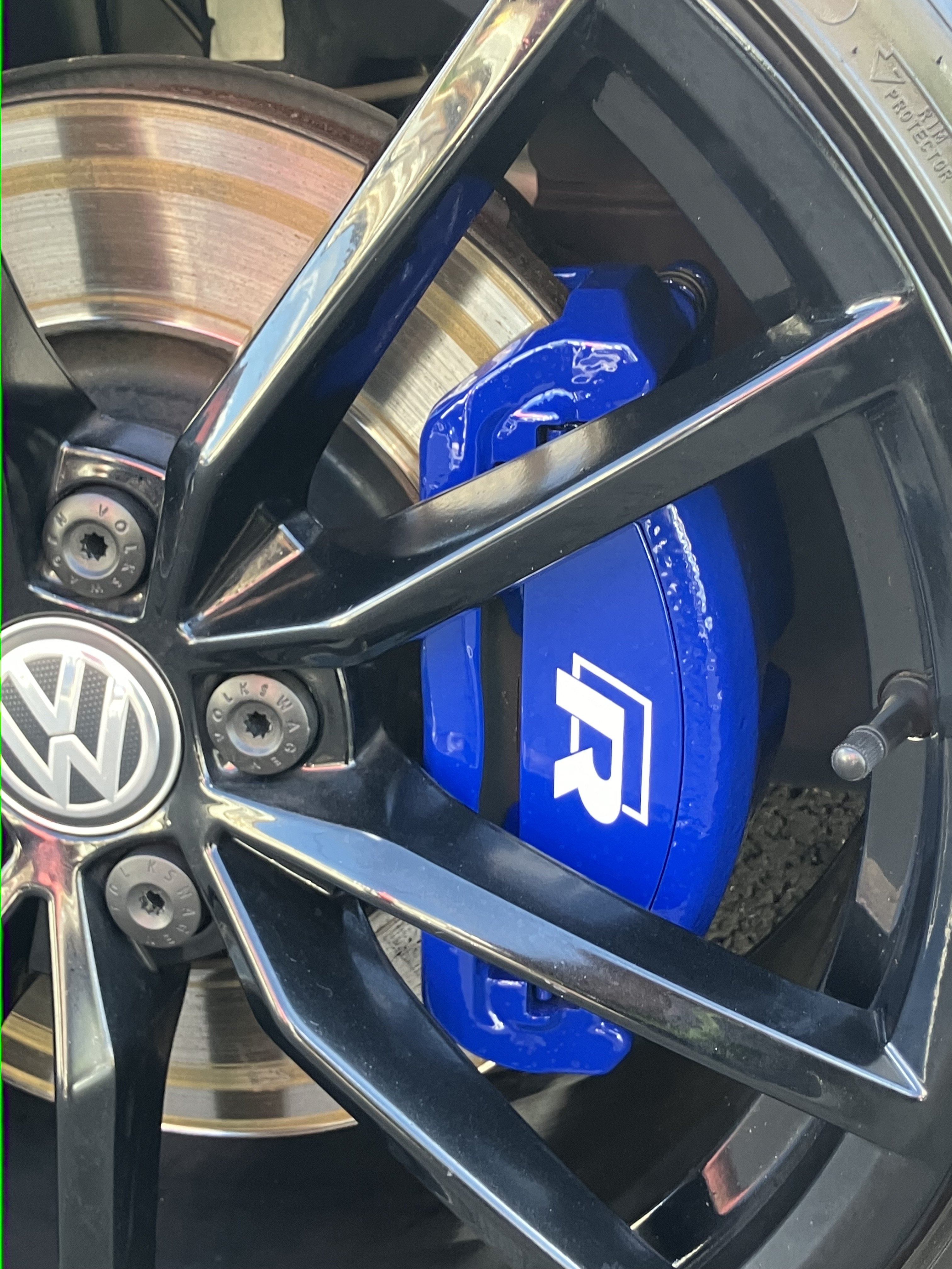 Calliper Refresh - Modifying your Golf R MK7 - VWROC - VW R Owners Club