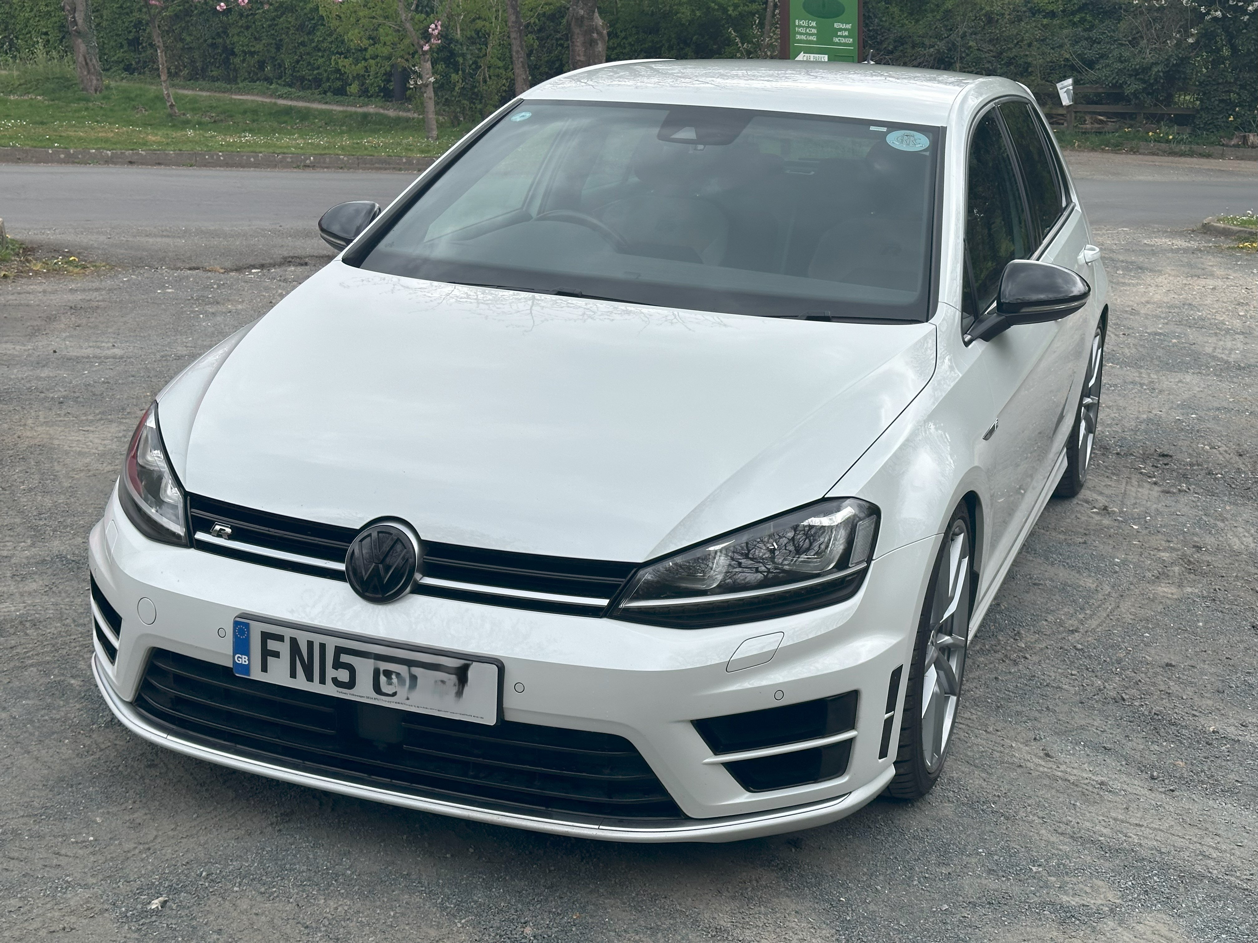 VW Golf R 2015 DSG Stg 2 Oryx white 59300 miles 1 owner - Cars - For ...